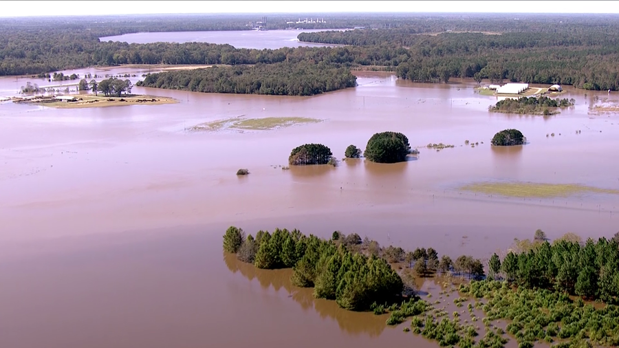 Matthew's rains caused at least 17 NC dams to fail