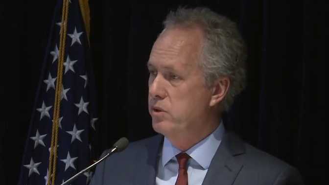 WATCH: Mayor Greg Fischer delivers another update on coronavirus in ...