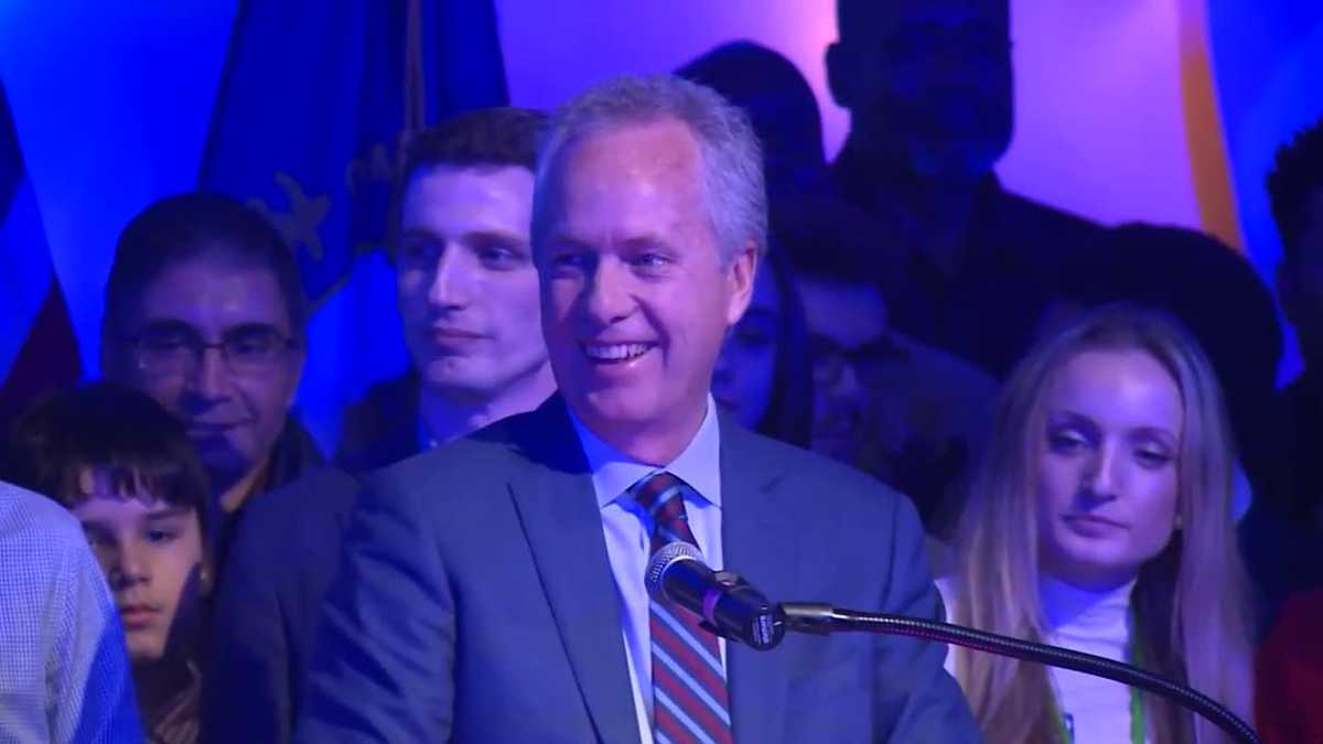 Mayor Greg Fischer wins third term over Councilwoman Angela Leet