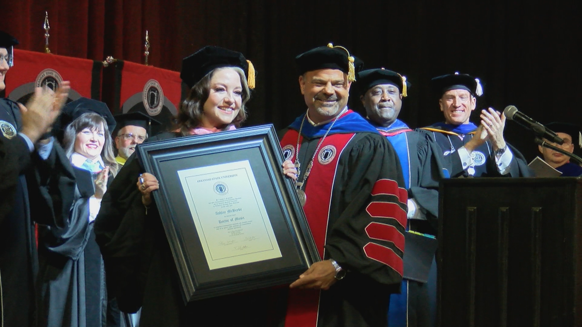 Grammy Award winner and Waldron native receives honorary degree