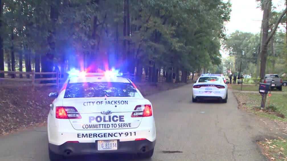 Jackson police investigate shooting on Meadow Lane Jackson police investigate shooting on Meadow Lane