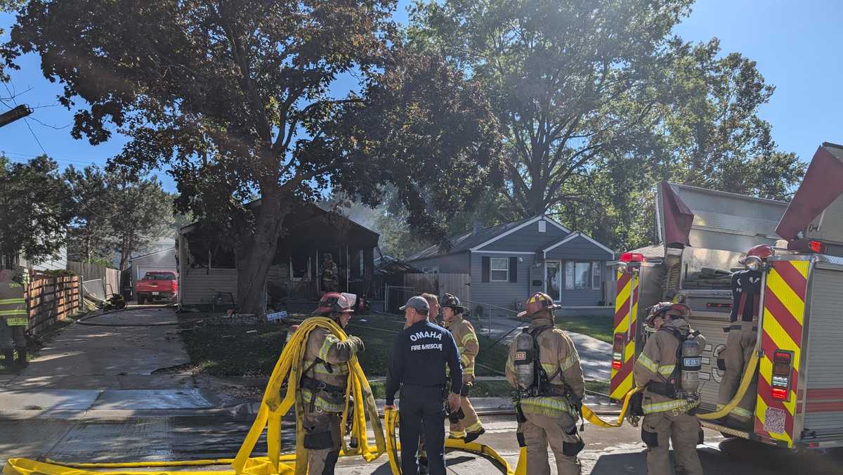 Omaha crews respond to house fire