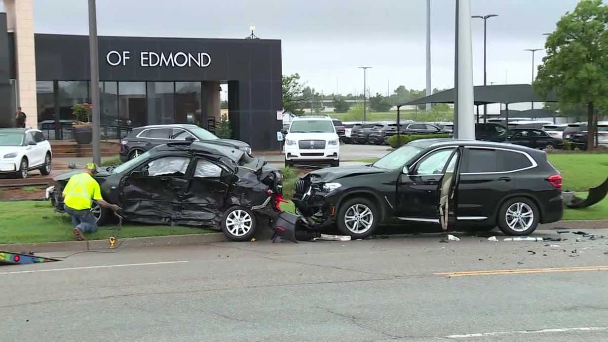 Person taken to hospital after OKC crash involving 6 vehicles
