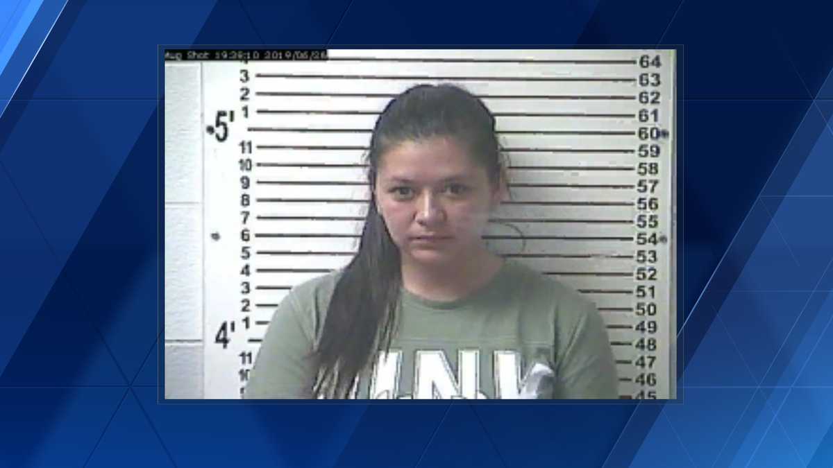Radcliff police: Woman broke into ex-boyfriend's home and tried to kill him