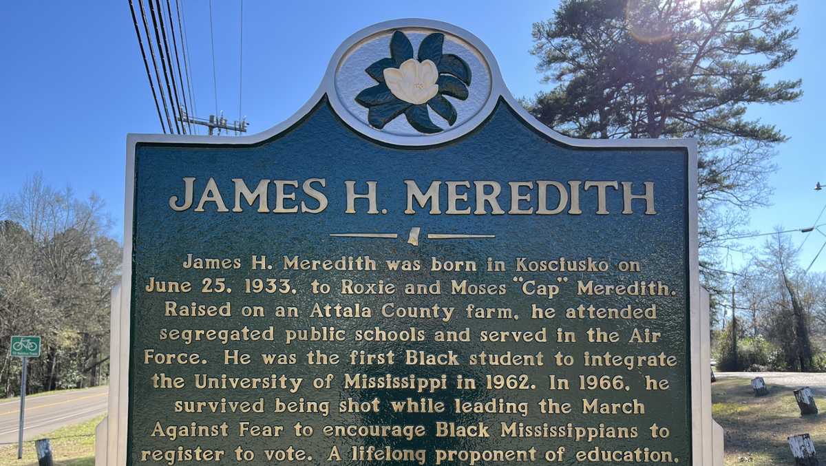 James Meredith marker unveiled in his hometown