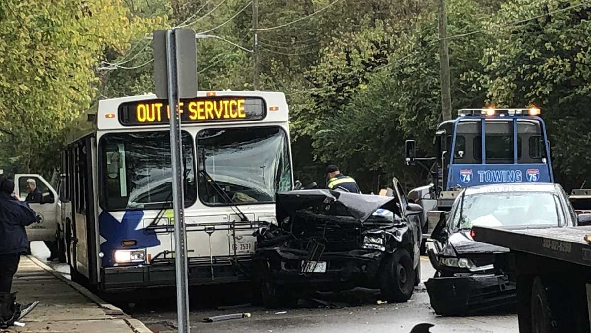 6 injured in crash involving Metro bus, 2 other vehicles in North Fairmount