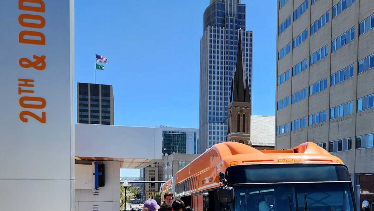 Omaha Metro Transit offers free rides to students ease into school year