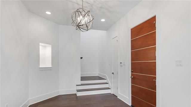 Mansion Monday: Go inside this stunning, modern Metairie home
