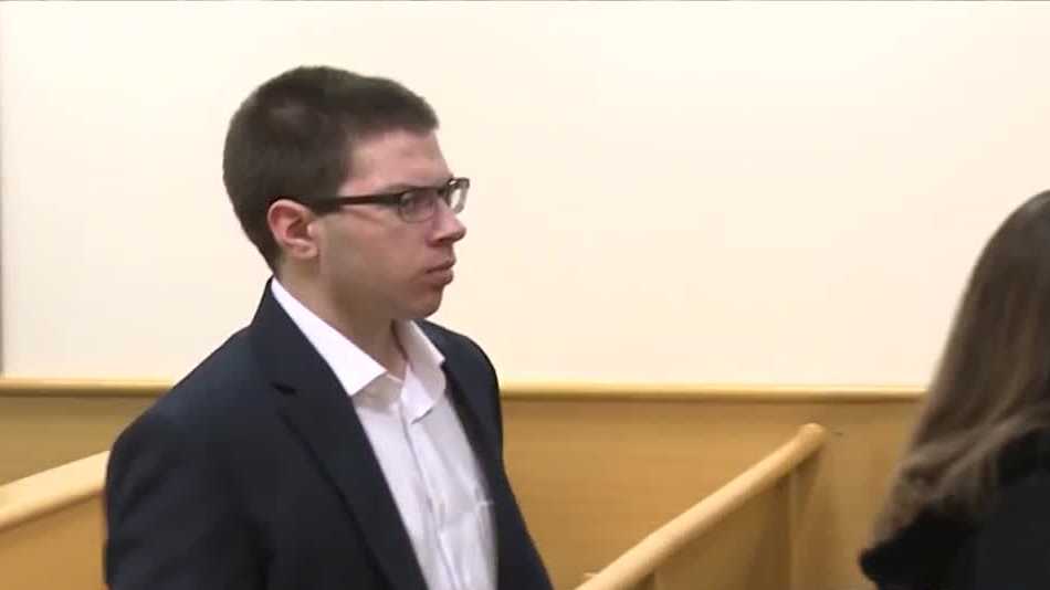 Man accused in fatal crash that killed off-duty officer appears in court