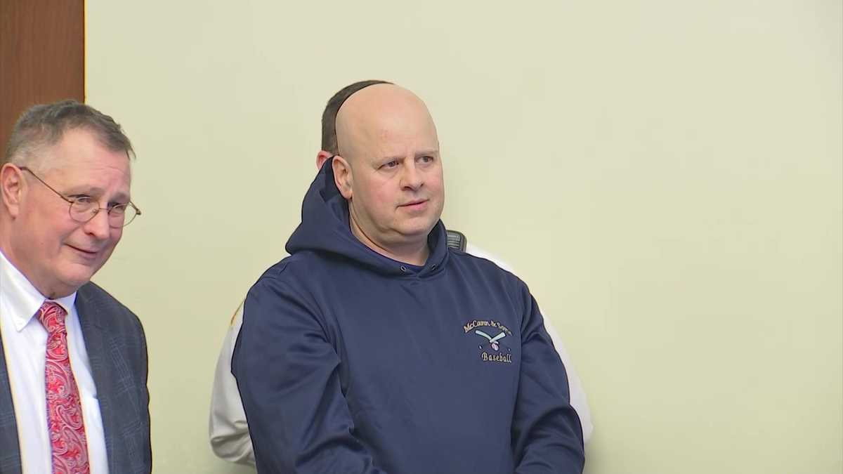 Officer bitten, another pushed during arrest in Boston City Hall