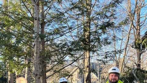 Maine family shares incredible generosity, kindness of power crew