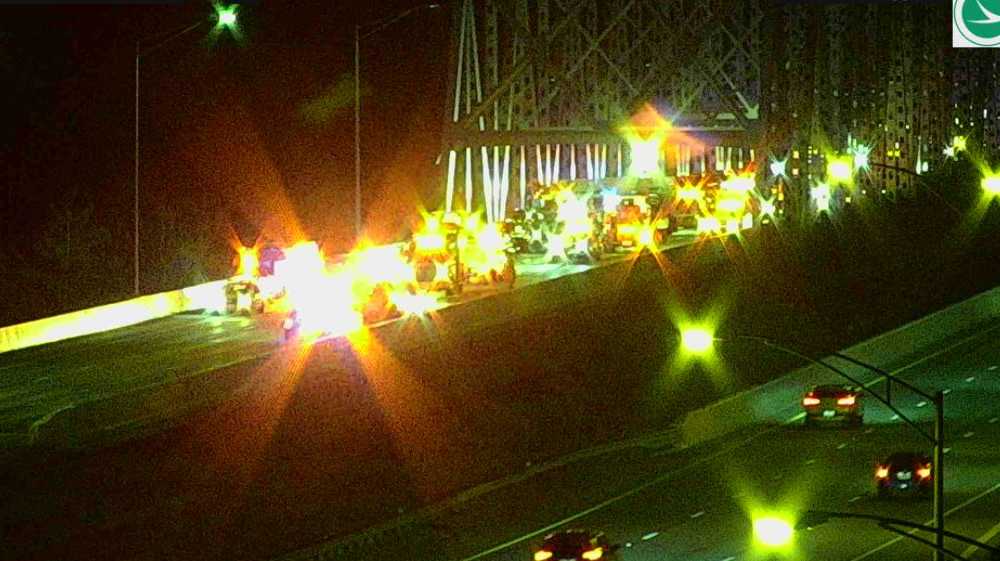 Police: At least 3 injured in crash on I-275