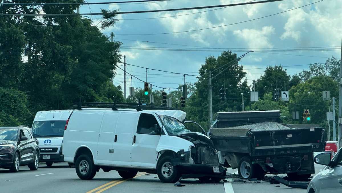Police: Officer respond to fatal crash on Red Bank Road