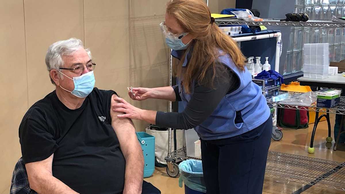 What to know about making a COVID-19 vaccine appointment under Phase 1b ...