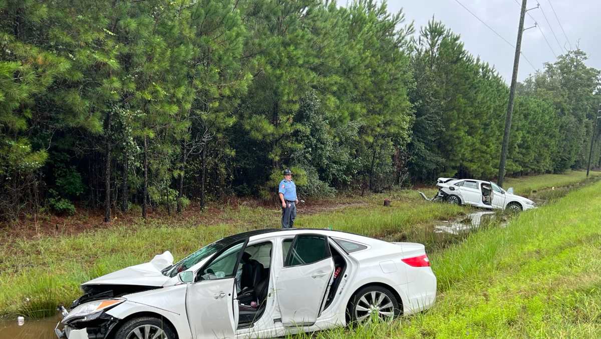 Georgia: Woman hit by car, killed while standing beside vehicle