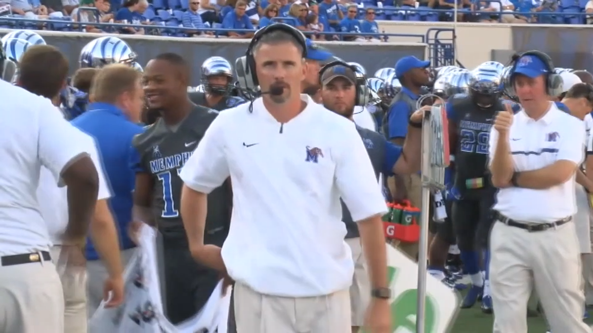 Memphis Head Coach Mike Norvell Signs Extension to Stay with Program