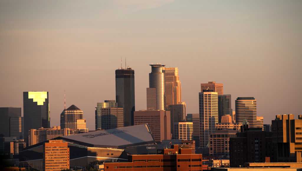 Pittsburgh nonstop flights to Minneapolis on Sun Country