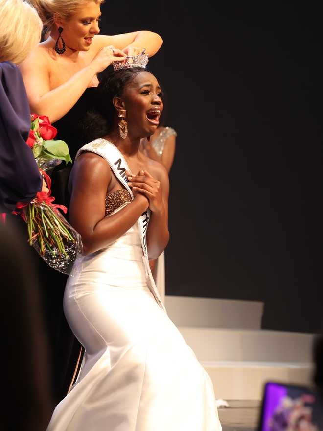 Former Miss North Carolina Carrie Everett dies at 22