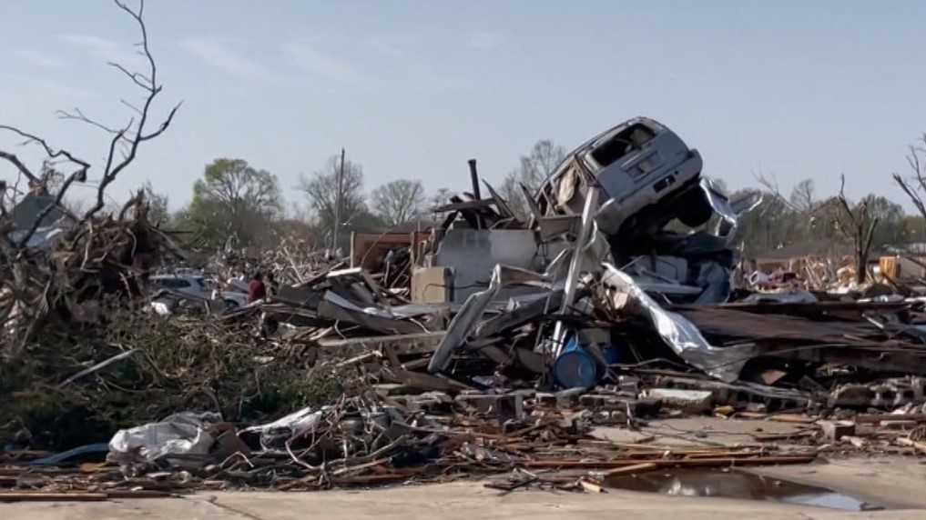 Matthew 25: Ministries departs to Mississippi for tornado relief