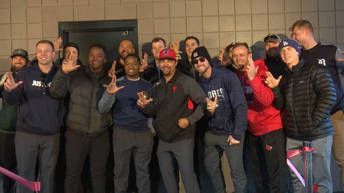UofL baseball unveils new pro locker room for major league alumni