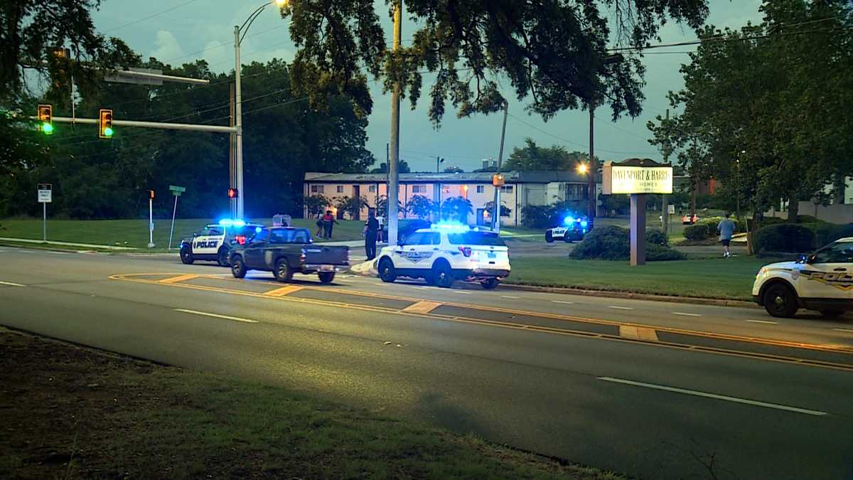 Midfield woman shot and killed in Birmingham, 19-year-old charged