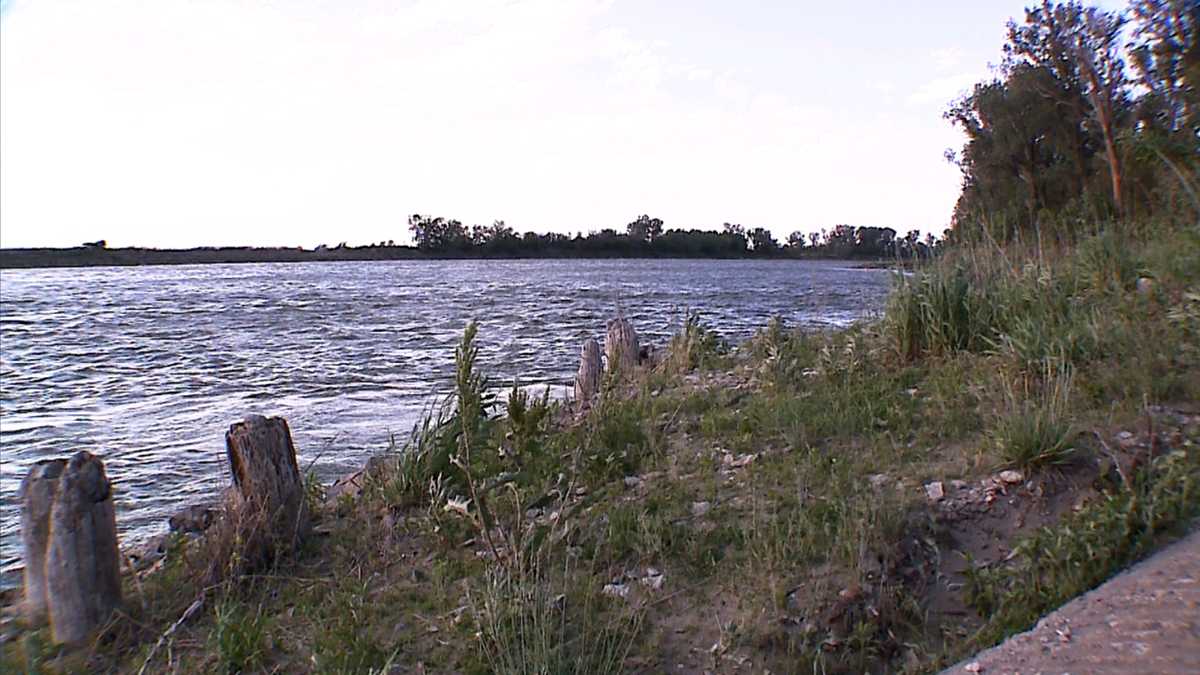 Council Bluffs PD say man found floating in river's death 'suspicious'