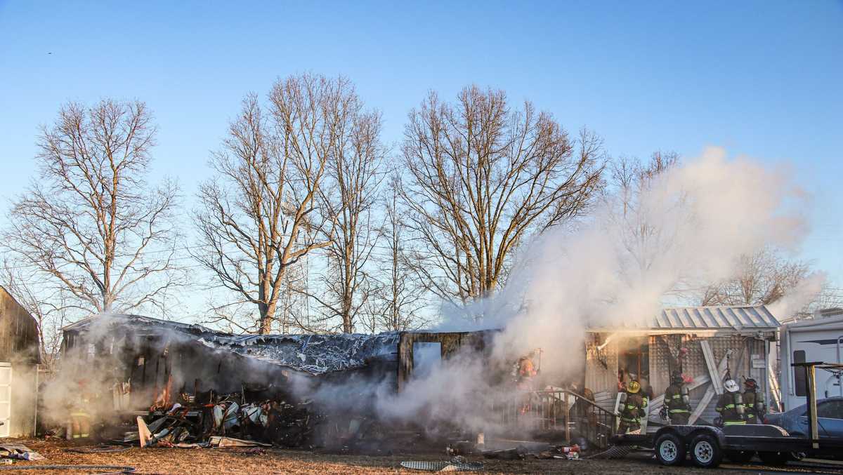 10 pets killed after fire destroys mobile home in Dauphin County, Pa.