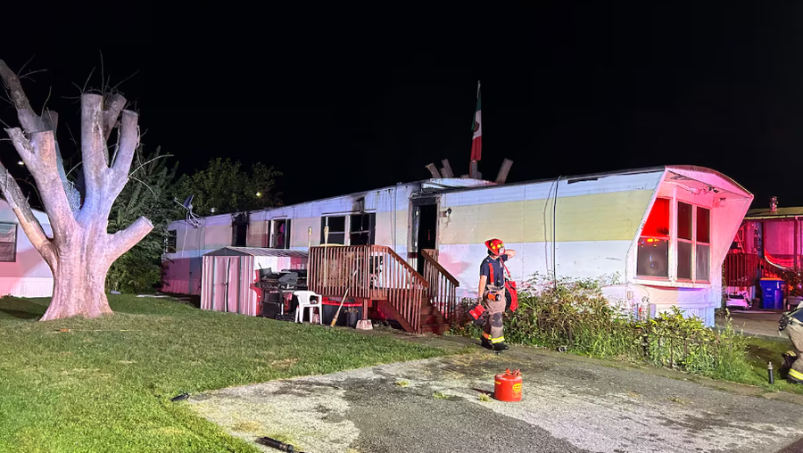 Firefighter injured responding to North Liberty mobile home fire
