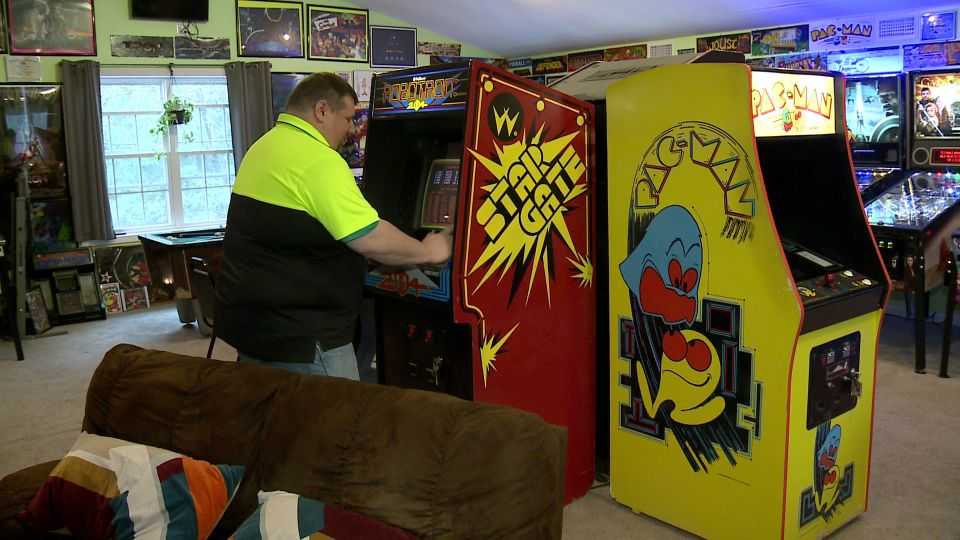 Wednesday, May 15th: Modern Gamers play the Classics