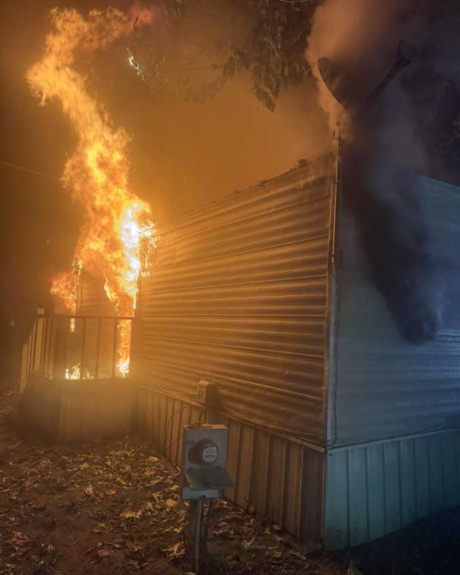 3 people injured, 9 displaced due to Modesto mobile home fire