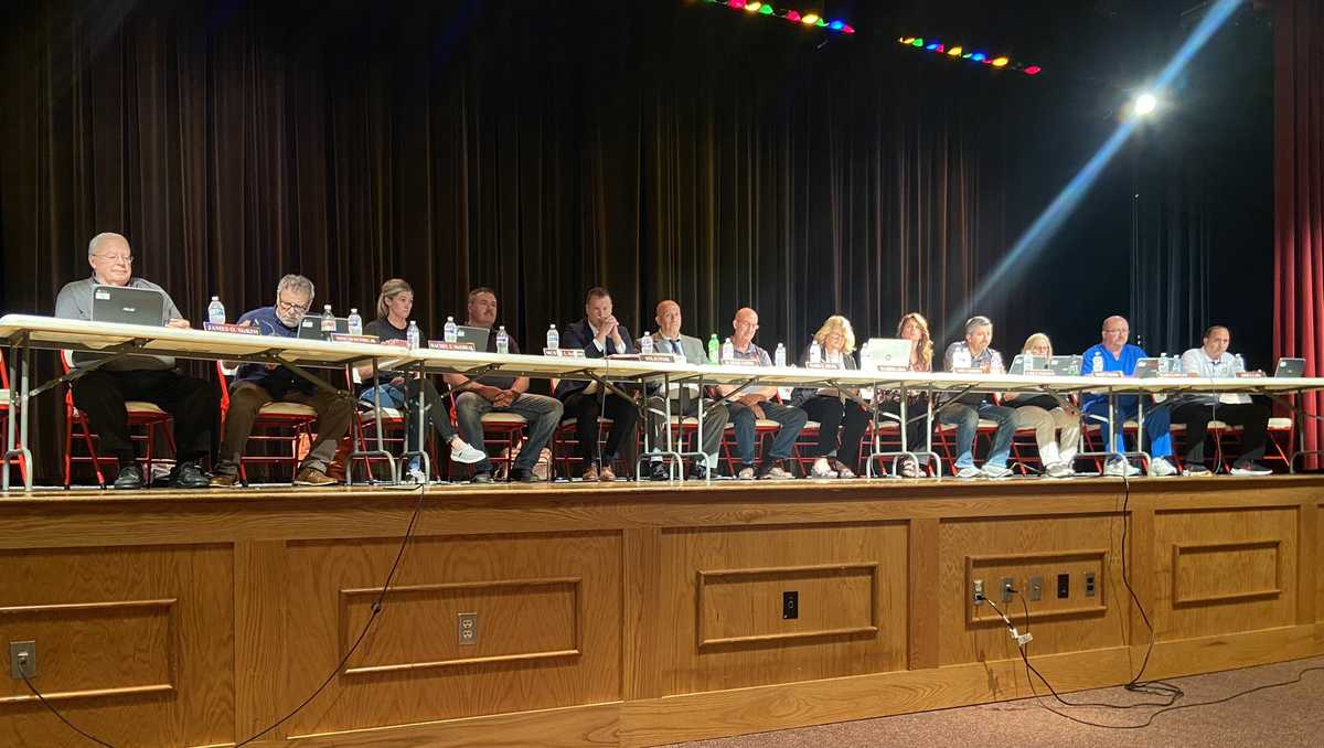 Mohawk school board meets after hazing investigation