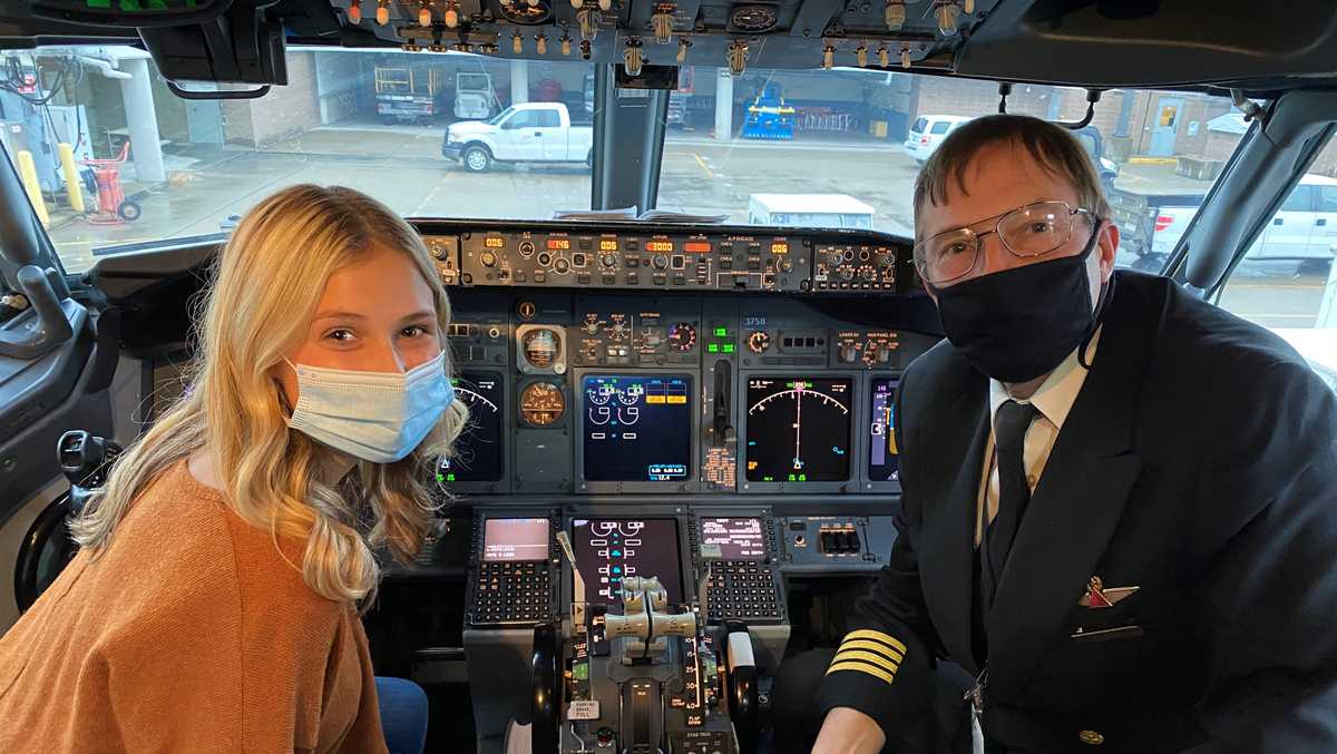 Teen battling chronic illness surprises pilot with pilot watch on ...