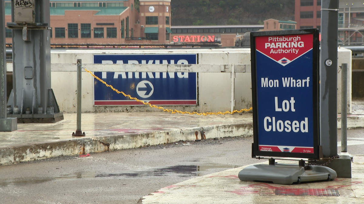 Mon Wharf parking closed amid flooding in Pittsburgh