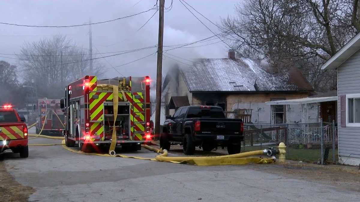 8-month-old killed in central Indiana house fire