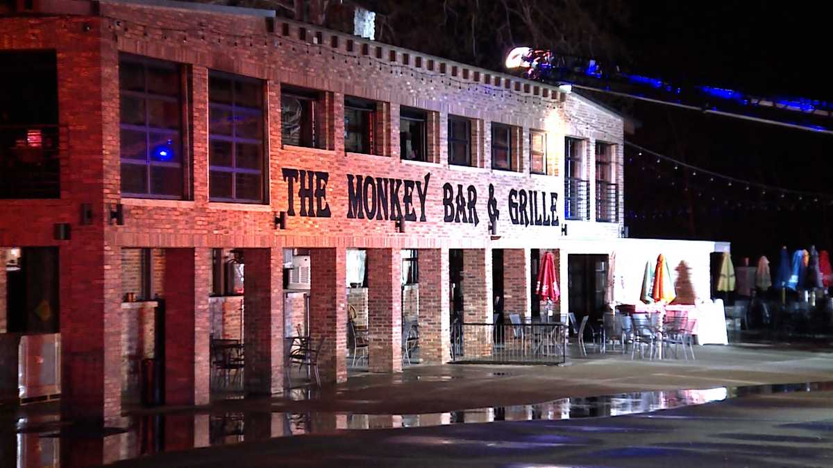 PHOTOS: Significant fire breaks out at The Monkey Bar & Grille