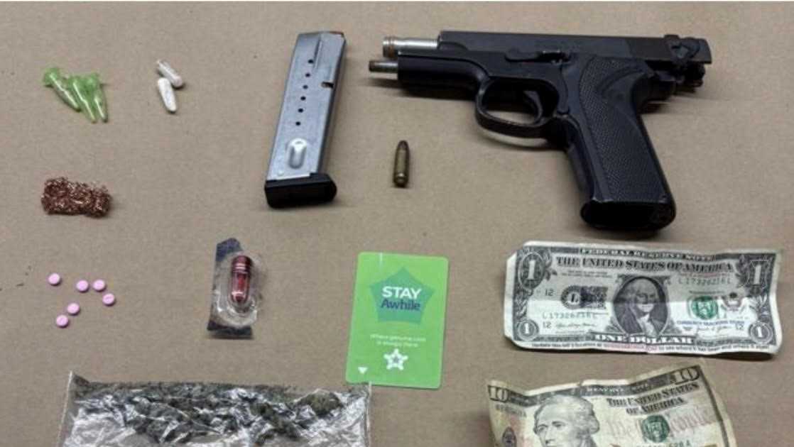 Police: Armed ride-share passenger faces drug charges