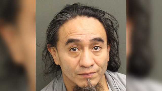 Ocoee officers shoot, injure suspect