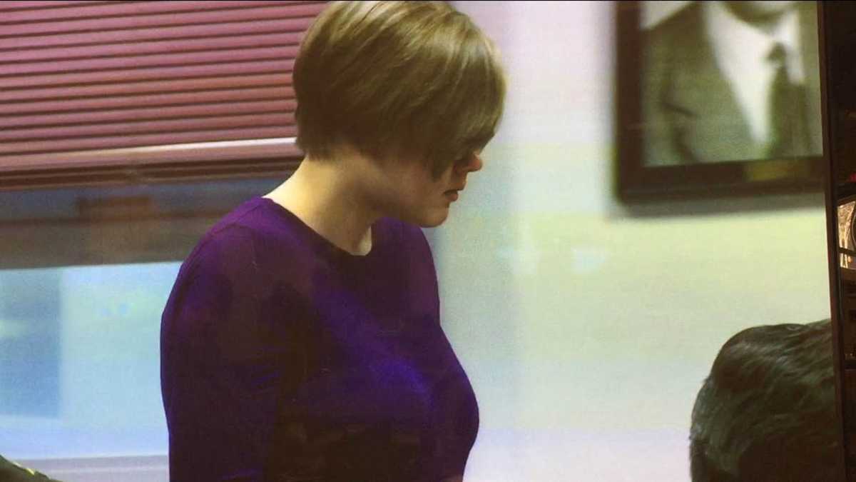 Legal team for teen accused in Slender Man case wants jurors sequestered