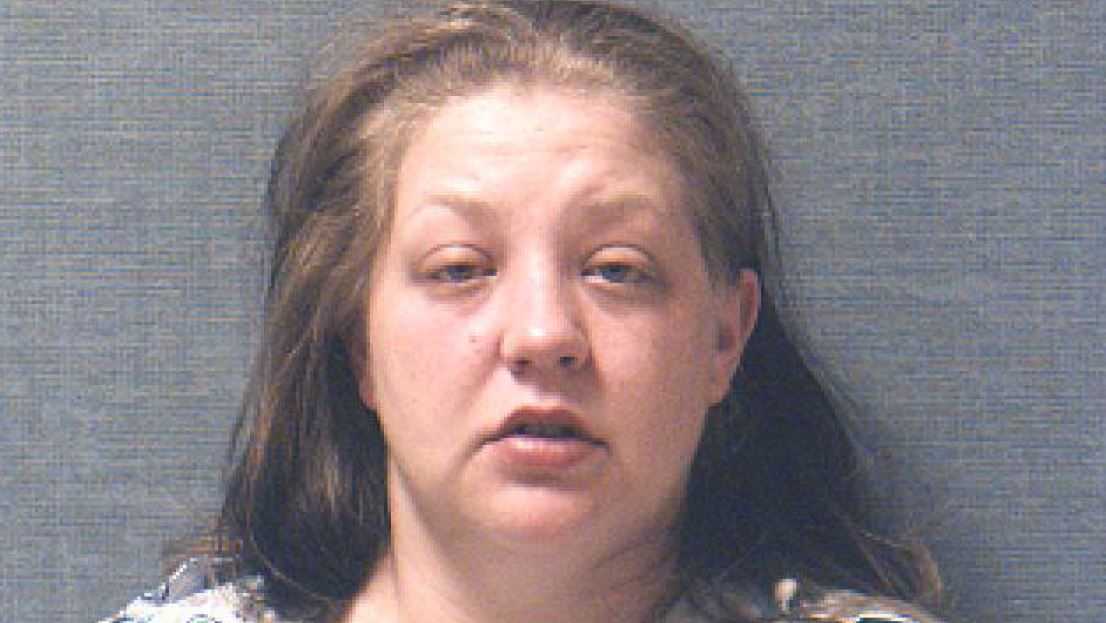 HORRIFYING: Mom cuts throats of 2 children, slashes her wrists, police say