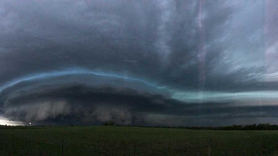 SCARY CLOUDS: Monday’s severe storms create frightening looking clouds ...
