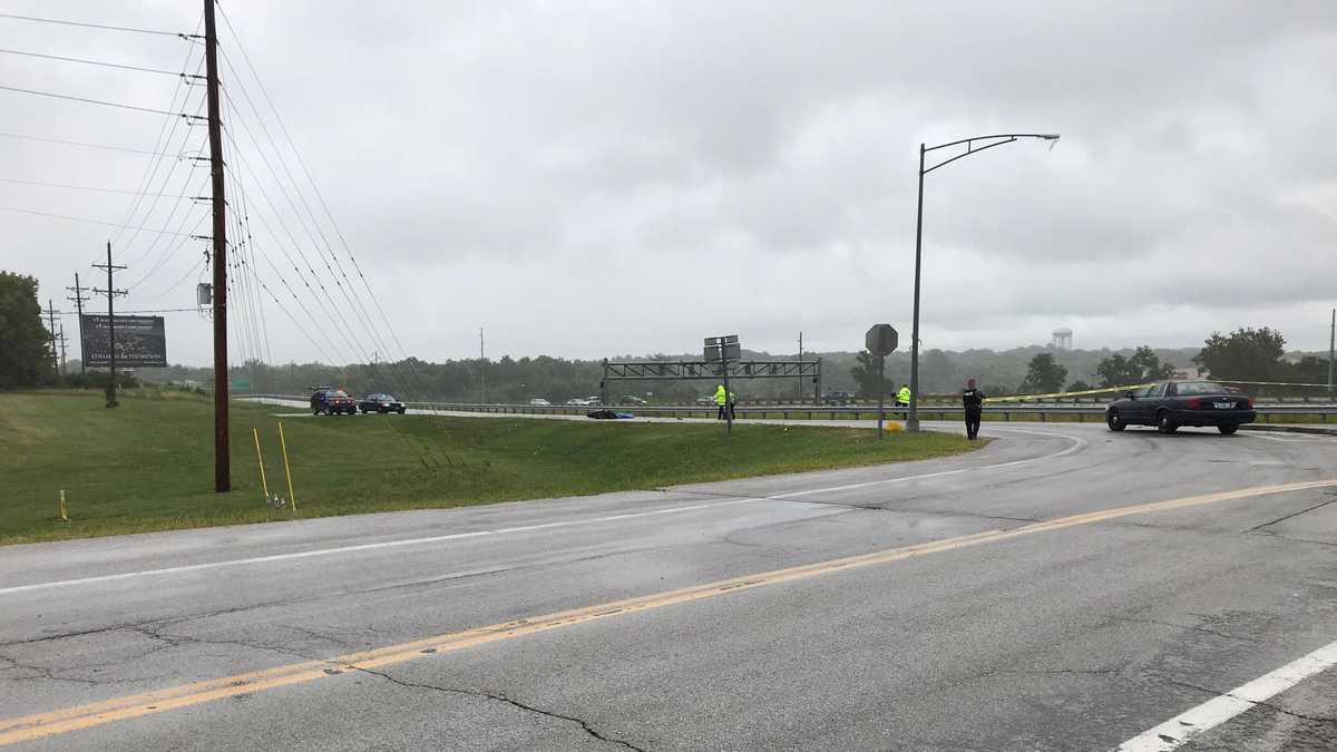 Motorcyclist dies in crash Tuesday in south Kansas City