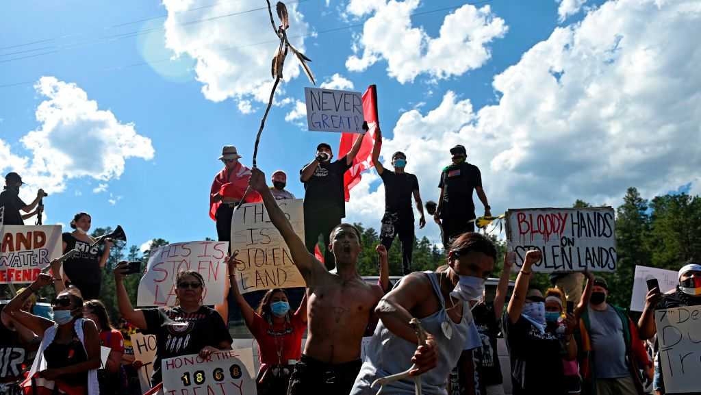 National Guard, law enforcement move to disperse people blocking road ...