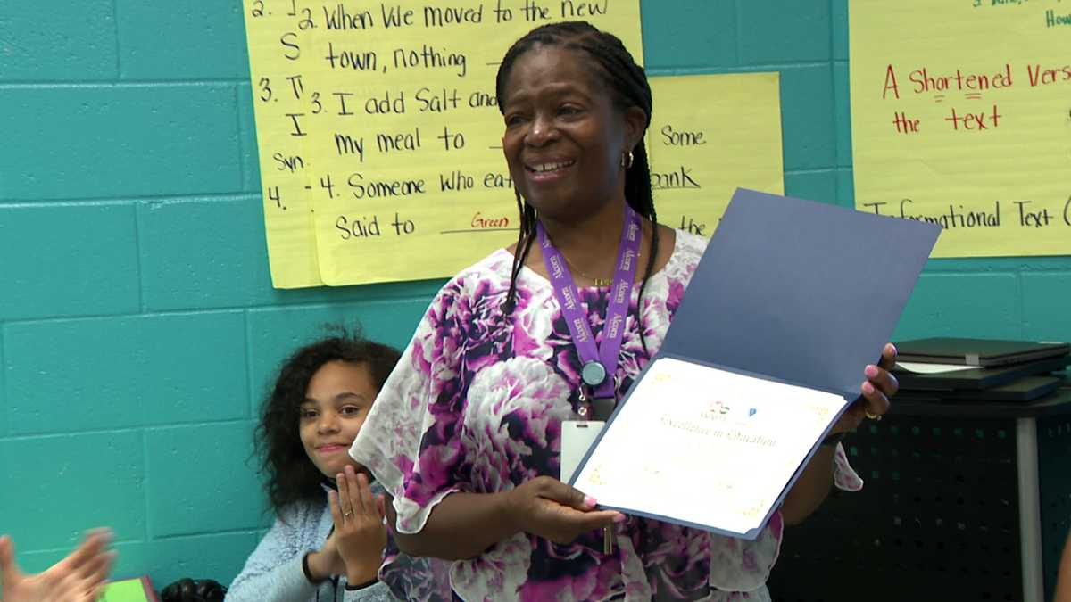 Warren County STEM teacher receives first Alyce Clarke Award