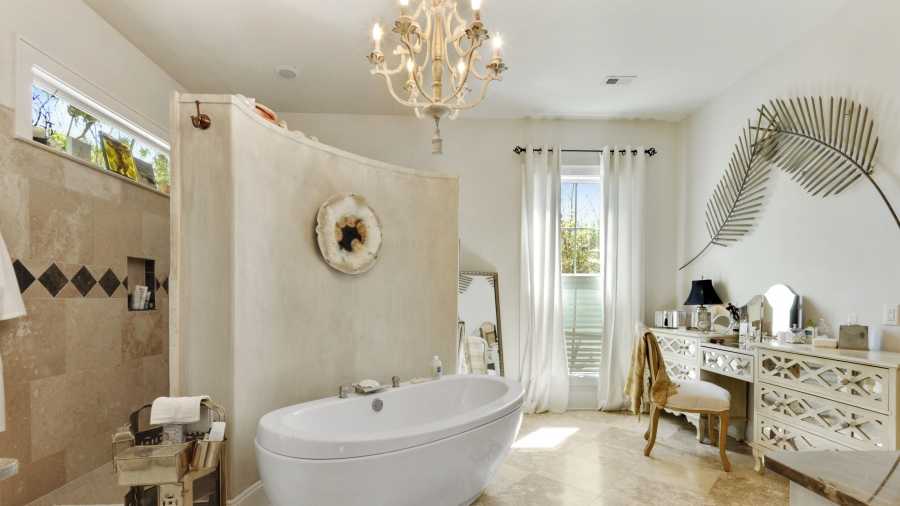 Mansion Monday: Pass Christian family compound near beach, downtown