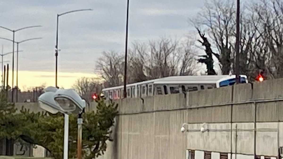 Video shows moments when Metro subway train derailed