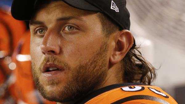 PHOTOS: Just a gallery of Tyler Eifert's mullet