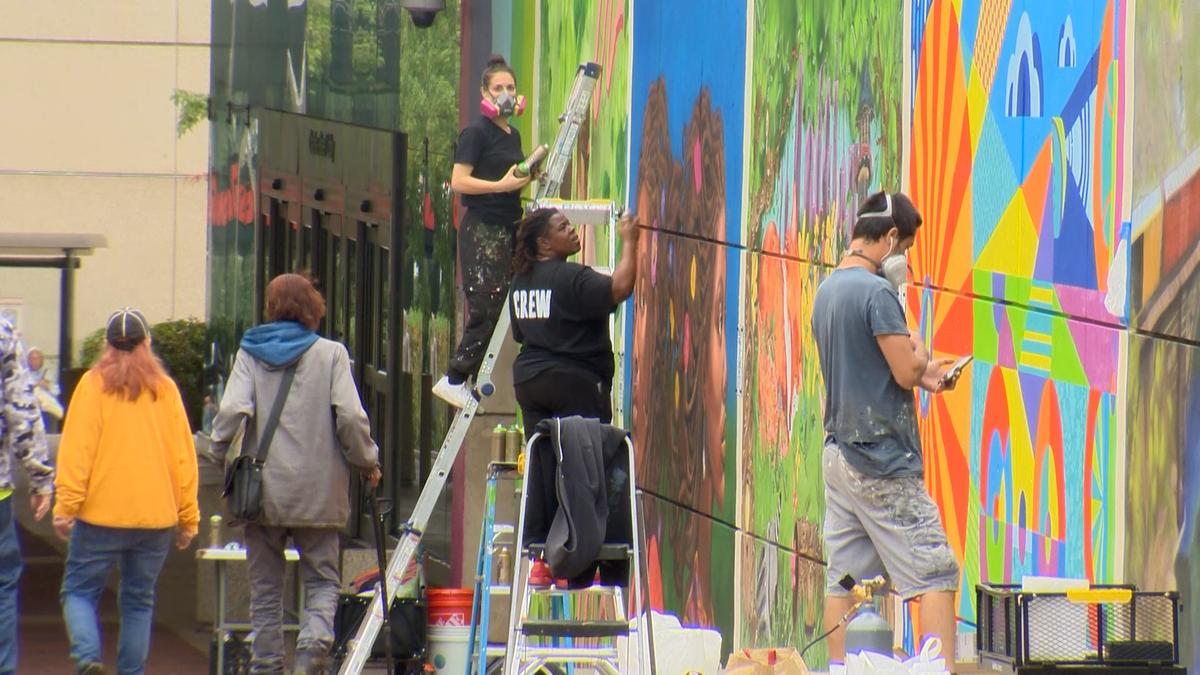 Brush Mural Fest beautifies downtown, showcases local muralists