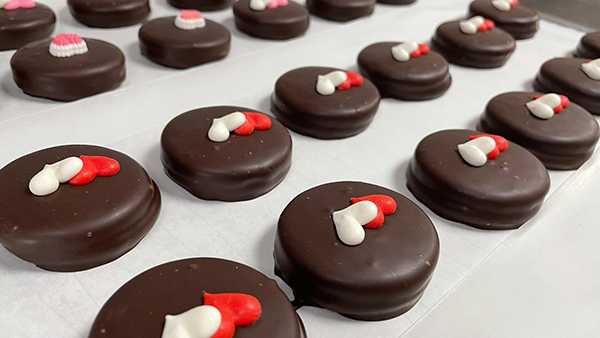 Muth's Candies in Louisville gears up for 102nd Valentine's Day