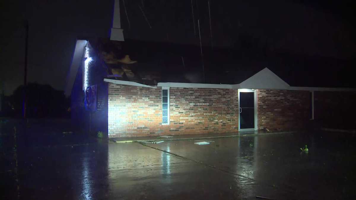 Oklahoma Storms: Midwest City church suffers damage Oklahoma Storms: Midwest City church suffers damage