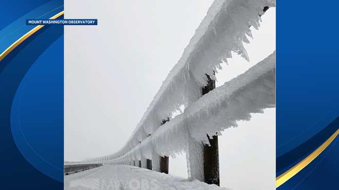 Winterlike conditions on the summit of Mount Washington in NH